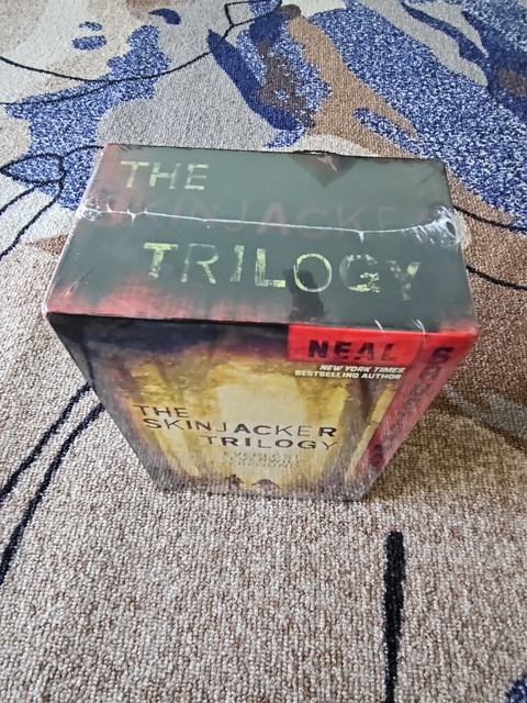 The Skinjacker Trilogy Ser.: The Skinjacker Trilogy : Everlost ...