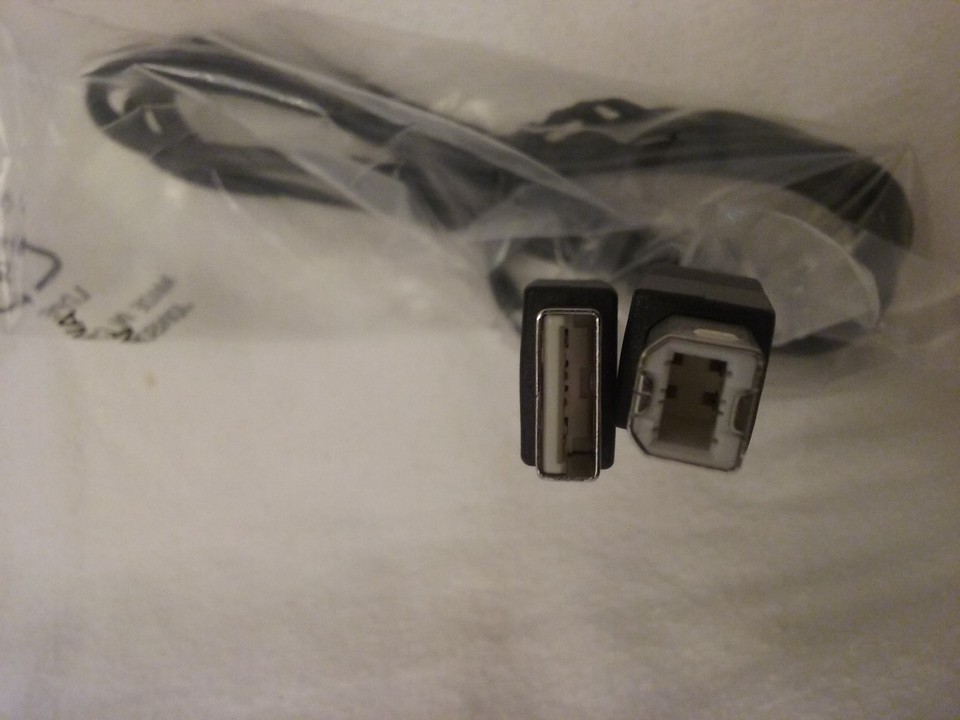 Brand New Iomega Black USB Cable For 100MB 250MB 750MB 100 250 750 MB ...