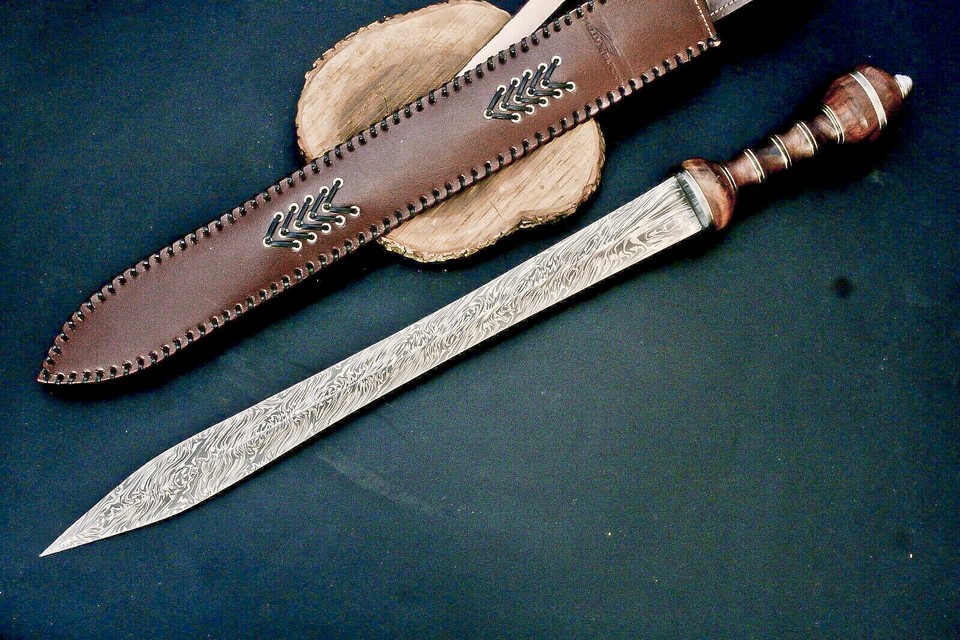 CUSTOM HANDMADE HAND FORGED DAMASCUS STEEL ROMAN GLADIUS SWORD ,COMBAT ...