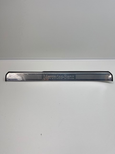 2011 MERCEDES BENZ S550 Front Left Door Scuff Sill Trim Plate ...