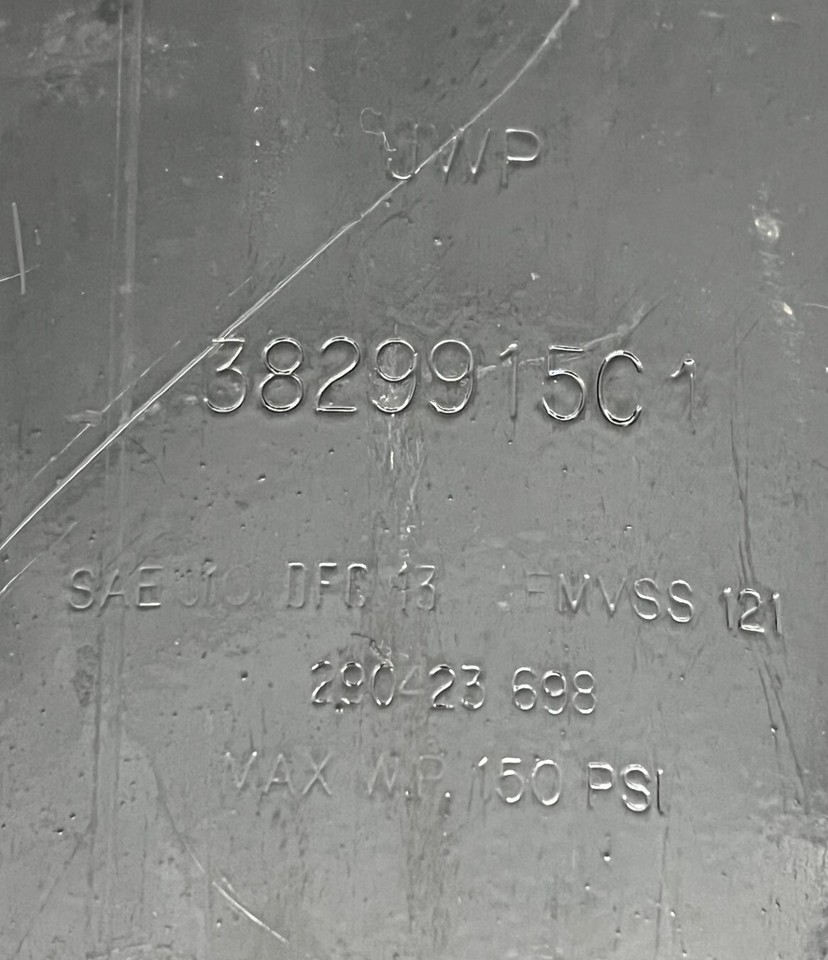 JWP 3829915C1 INTERNATIONAL TRUCK AIR TANK ASSEMBLY LENGTH 31-5/8" DIA ...