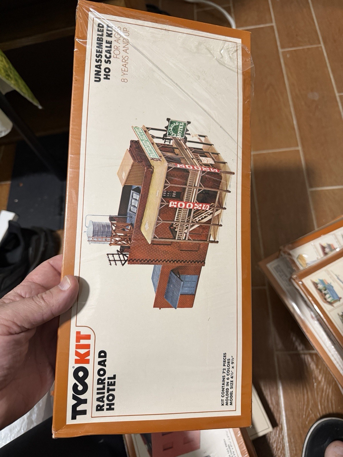 TYCO #7787 Railroad Hotel HO Scale Plastic Model Kit | eBay