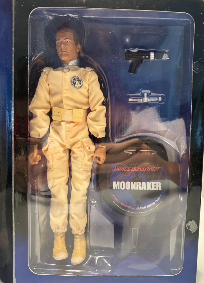 ROGER MOORE as James Bond 007 "Moonraker" Rare Sideshow 12" COLLECTORS ...