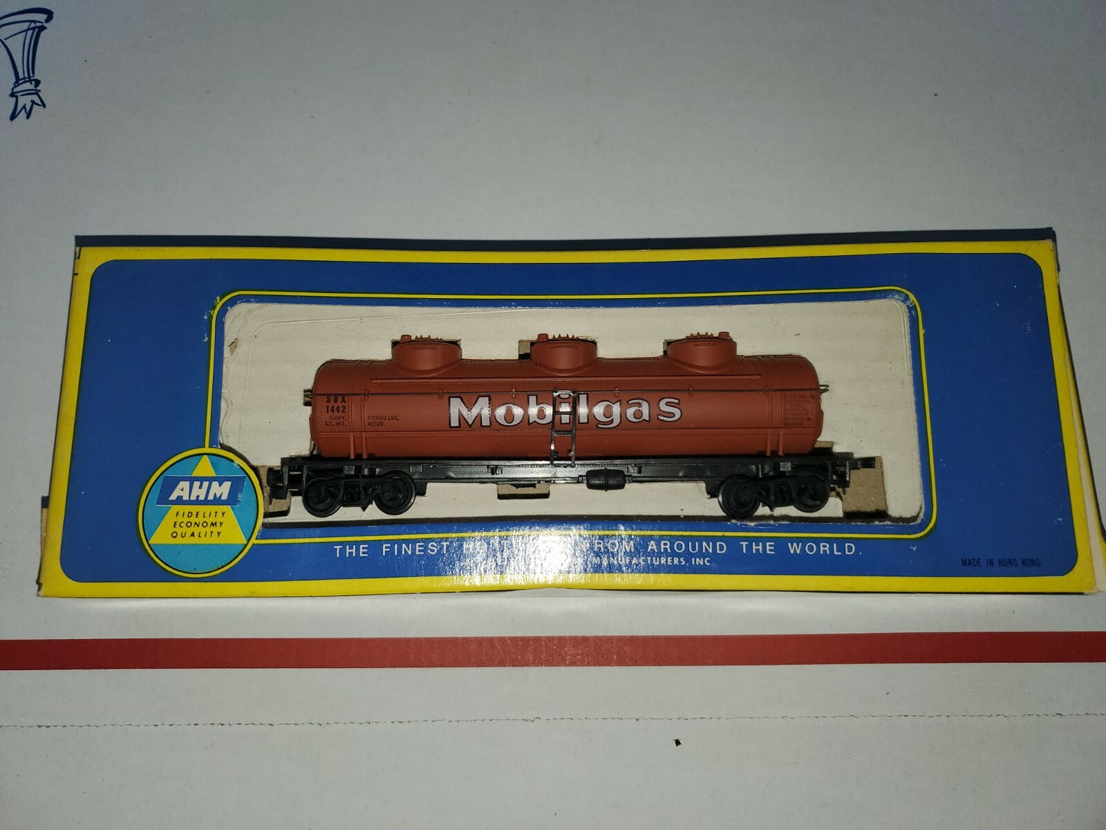 HO Scale AHM Mobilgas Tank Car in Box 5483 | eBay