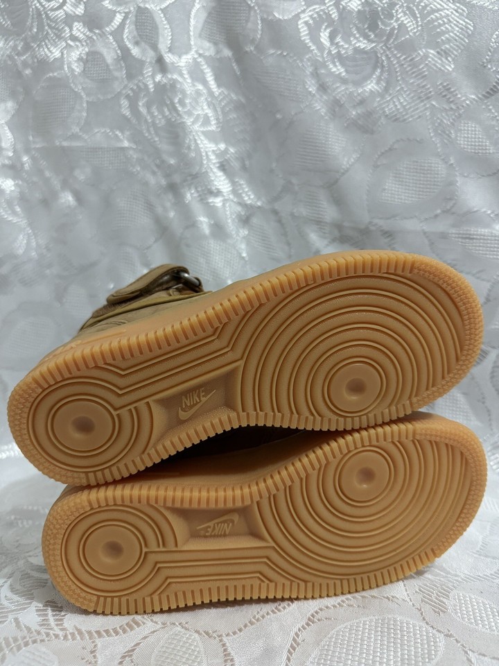 NIKE AIR FORCE 1 SZ 3.5Y OR 5W DJ9158 200 FLAX WHEAT BROWN GUM BOTTOM ...