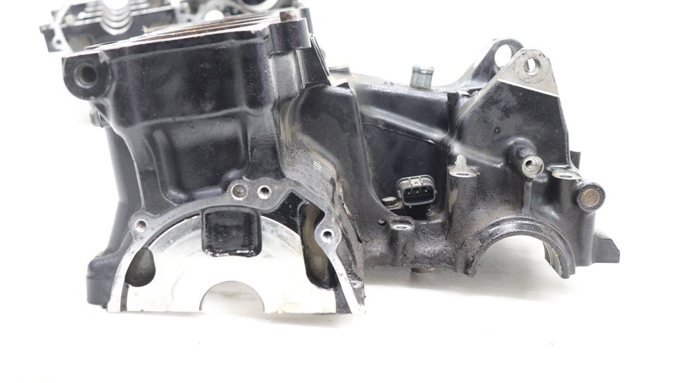 08-10 KAWASAKI NINJA ZX10R OEM CRANKCASE MOTOR ENGINE CASE | eBay