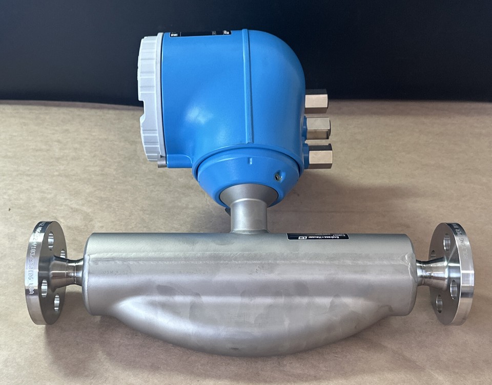 NEW- Endress Hauser Promass F 300 Coriolis Flow Meter 8F3B08-72L9/0 ...
