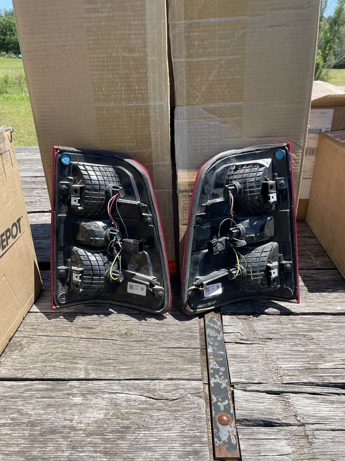 OEM Tail Light Set- Left 68261577AE and Right 68261576AE fits 19-21 Ram ...