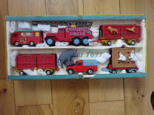 Corgi Chipperfields Circus Gift Set 23 | eBay UK