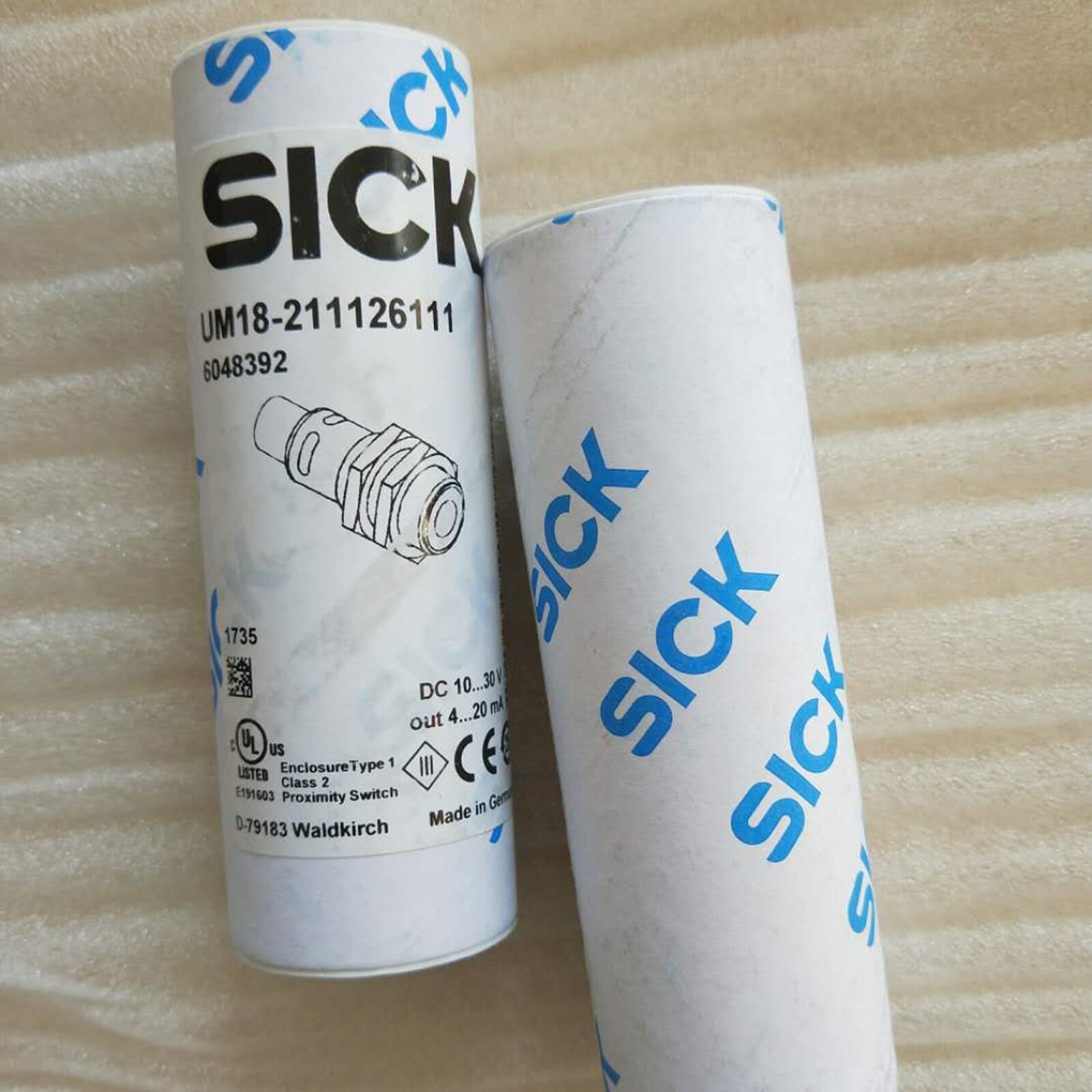 1PC NEW SICK ultrasonic sensor UM18-211126111 6048392 Free ship #YP1 | eBay