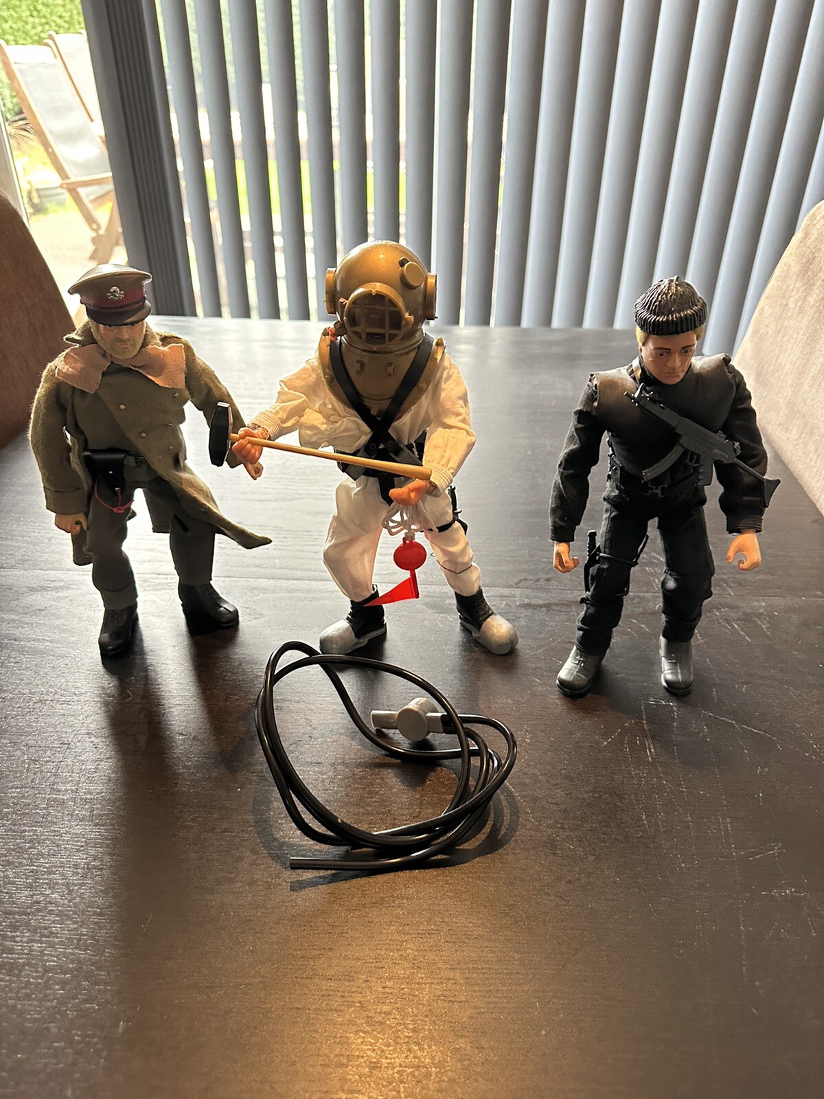 PREMIUM VINTAGE 1960's/1970's ACTION MAN collection, 17 figures +ACC’s ...