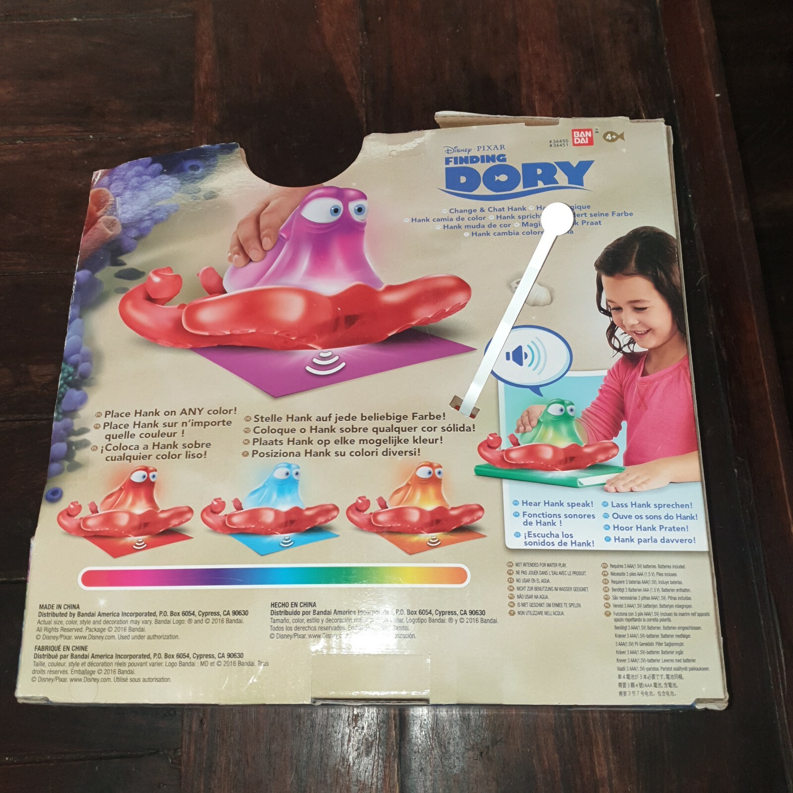 Disney Pixar Finding Dory - Change & Chat Hank Toy - Bandai - New in ...