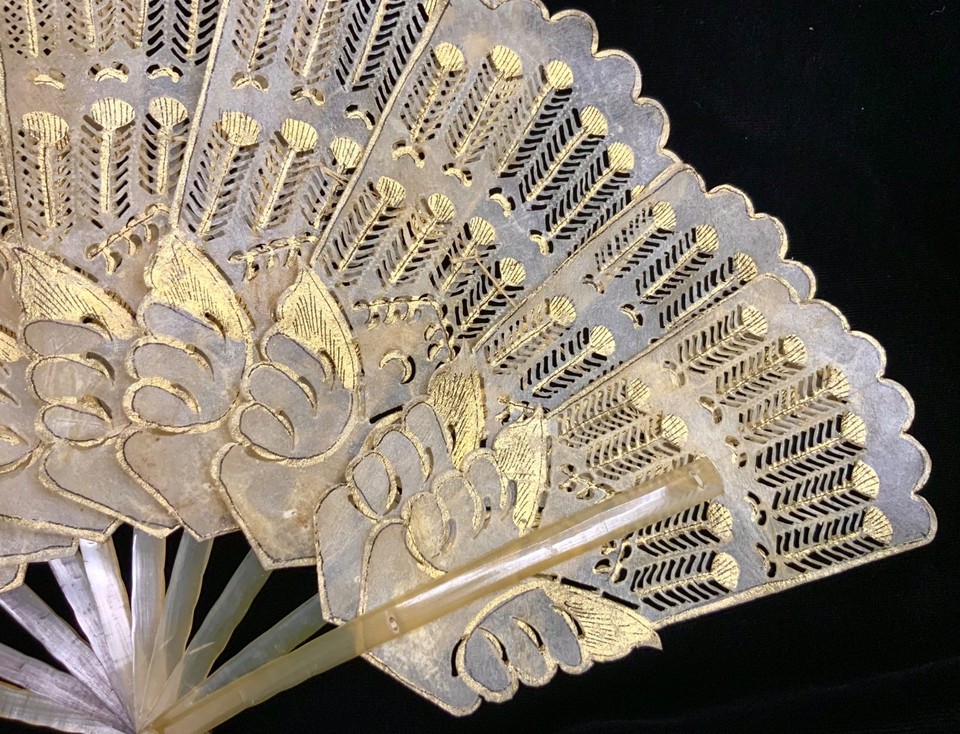 Antique Lady’s Fan Pierced Vellum Gold “Monture” Gilded Gold Dutch ...