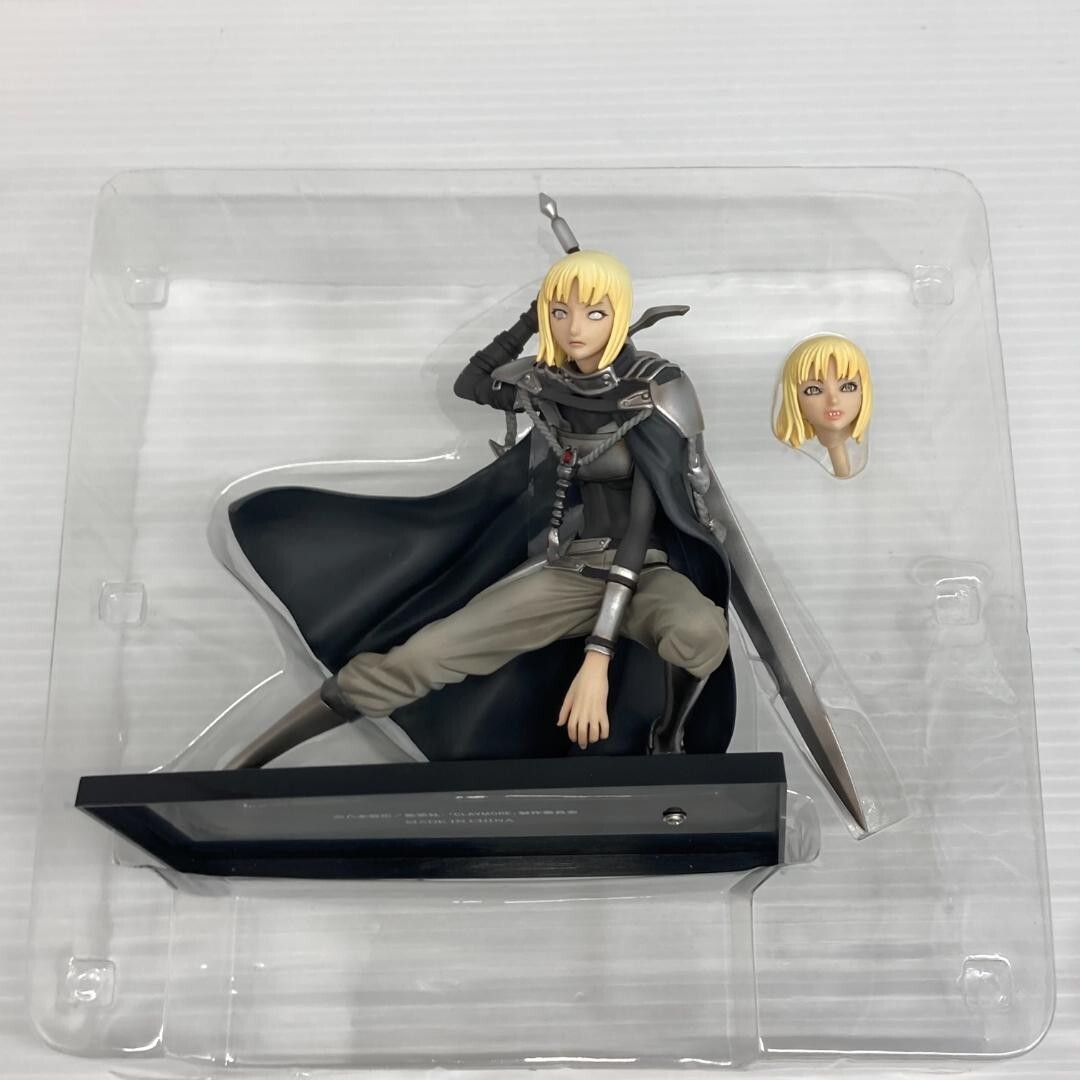 Clare Claymore Cloak