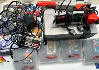 Original Nintendo NES Bundle Console 13 Games Controllers Zapper Tested ...