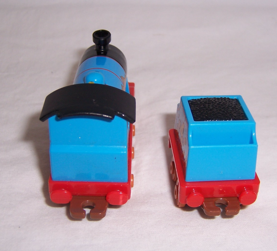 Thomas & Friends Around the Farm Muddy Gordon Engine + Tender Car Die ...