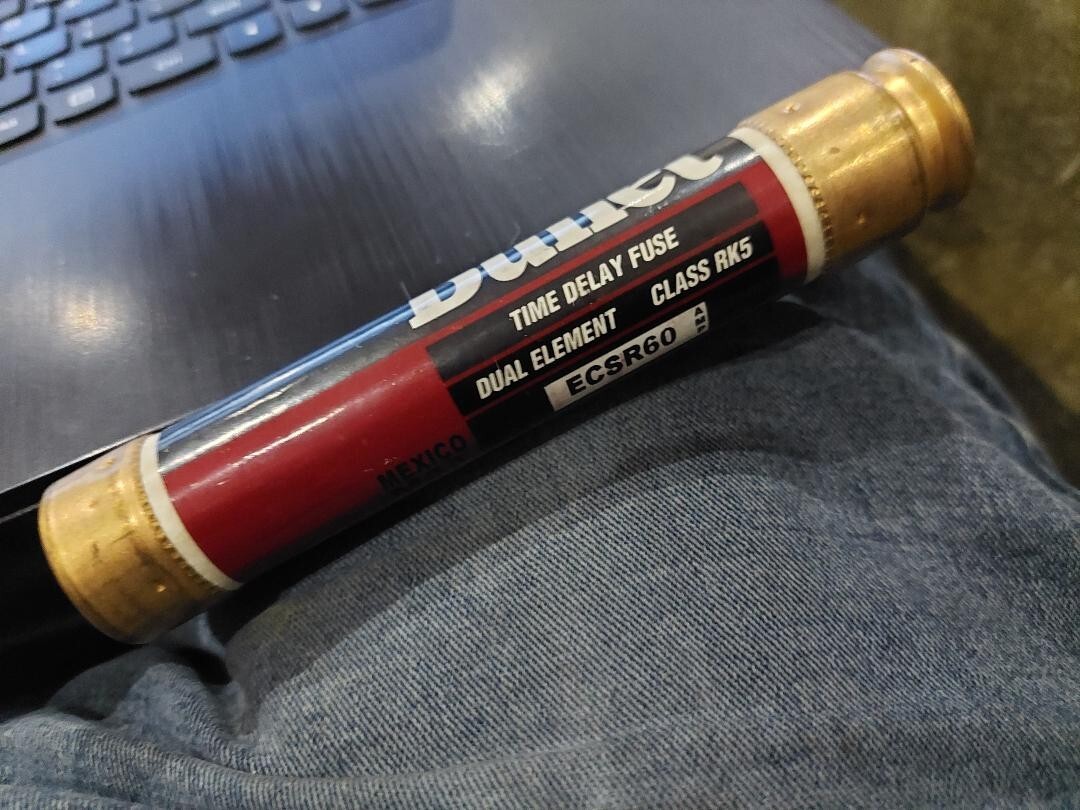 EDISON FUSEGEAR ECSR60 60A 600VAC DUAL ELEMENT TIME DELAY BULLET FUSE ...