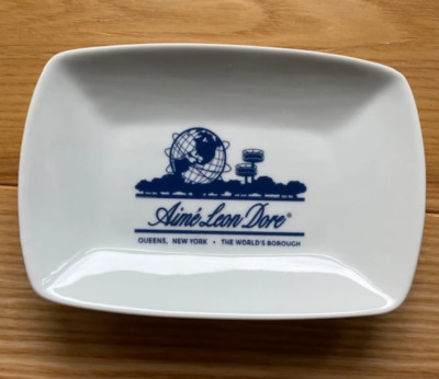 Aime Leon Dore unisphere Blue soap dish rare White Porcelain 6" x 4 ...
