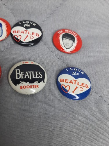 The Beatles Original 1960's Green Duck Gumball Button 6 Piece Fan Club ...