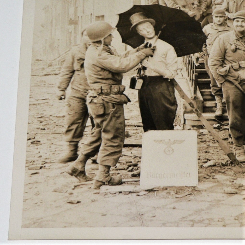 1944 WW2 / WWII INTERNATIONAL NEWS PRESS RELEASE PHOTO ~ US SOLDIERS ...