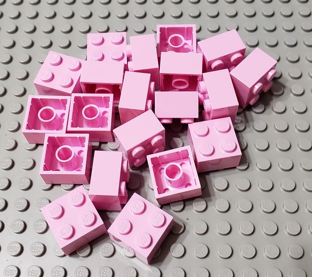 LEGO New Lot of 20 Bright Pink 2x2 Brick Pieces | eBay