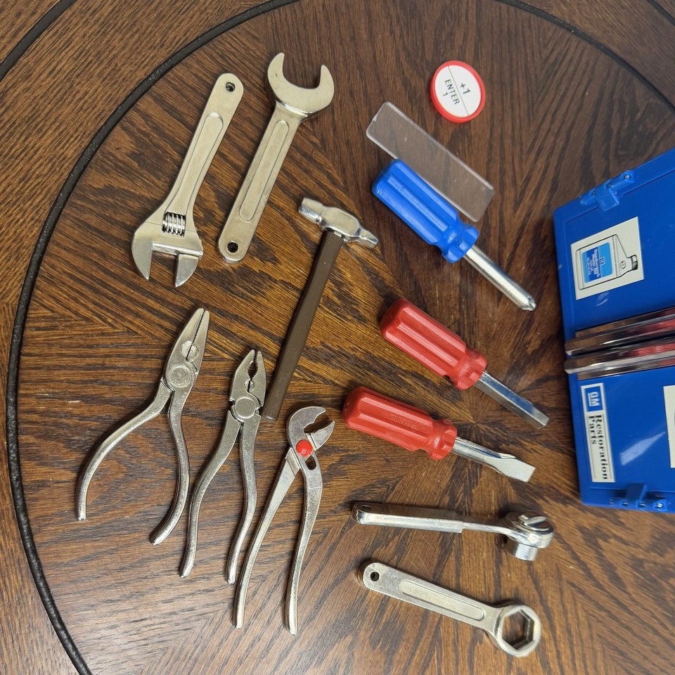 Vintage GM Goodwrench Tool Box Display with Tools – Racing Promo | eBay