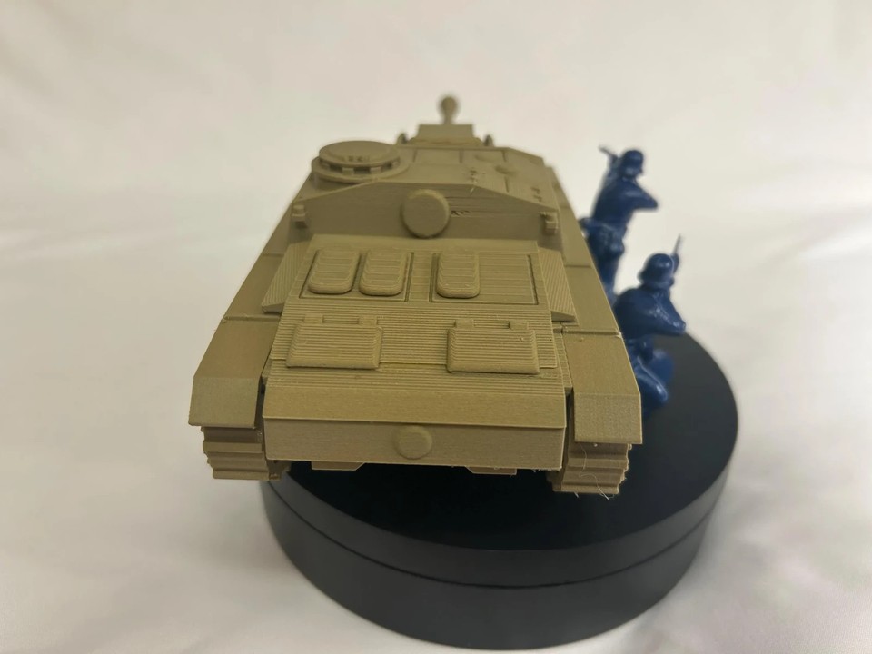 Sturmgeschutz (Stug) III WWII German Tank/Assault Gun: 1/32 Army Men ...