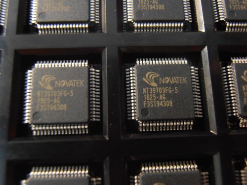 2PCS NT39703FG-5 TFT LCD Timing Controller LQFP64 NOVATEK | eBay