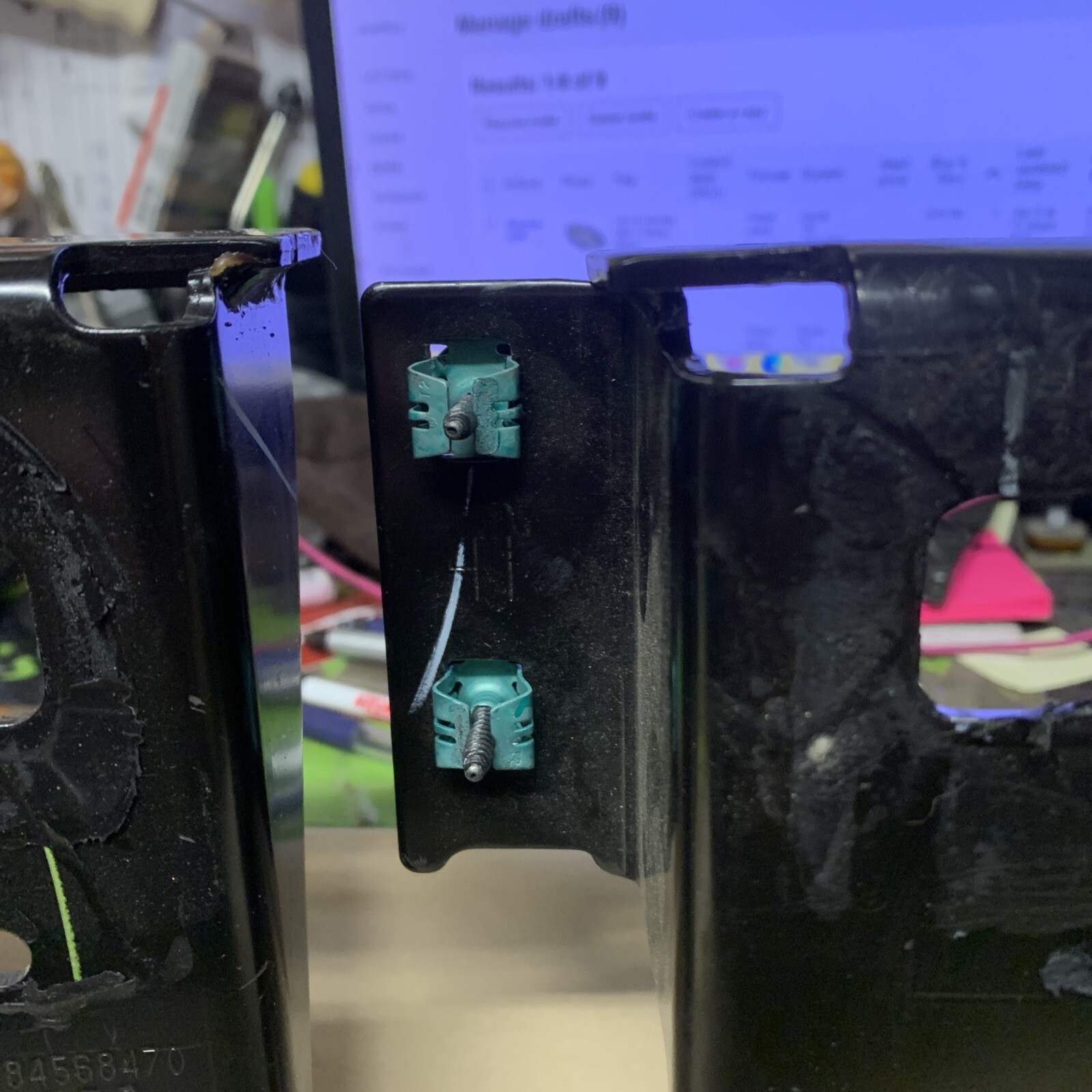 2020-21 Silverado Sierra 3500 2500 HD Front Support Brackets 84568470 ...