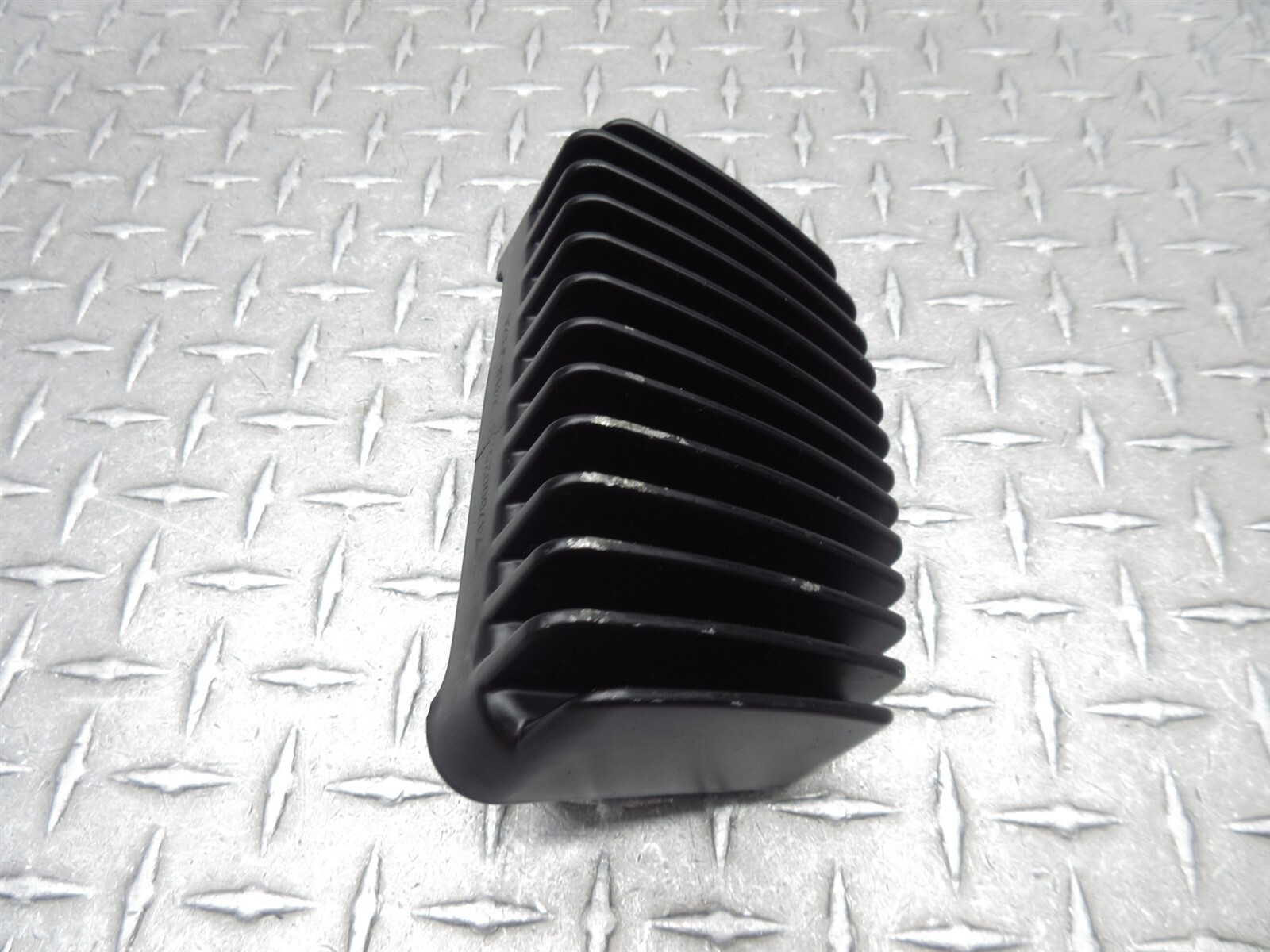 Harley-Davidson 74700025 50a Voltage Regulator Assembly Black for sale ...