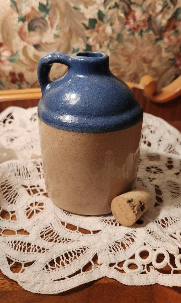 Bybee Pottery JUG - 4 5/8" TALL - 3 1/8" ROUND TAN& BYBEE BLUE | eBay