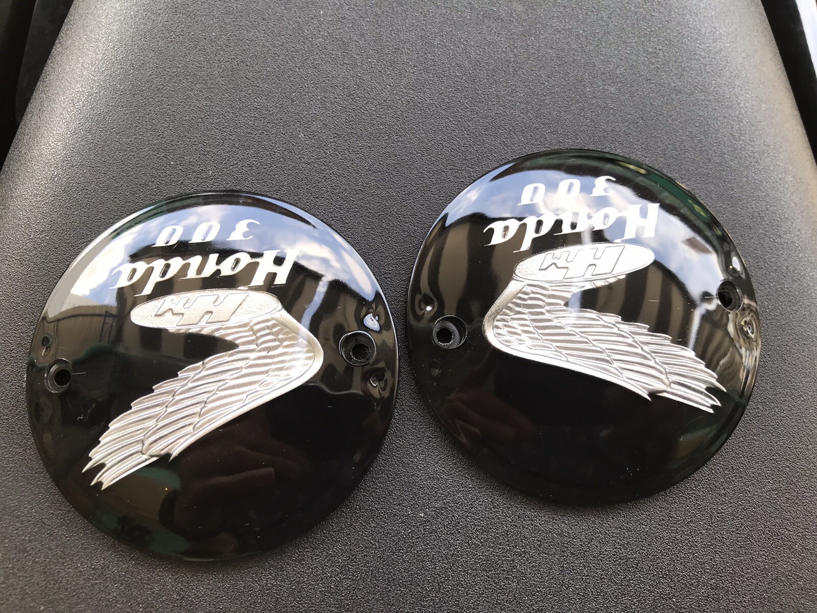 Honda Dream C76 C77 C78 CA77 CB77 CL77 L/R Fuel Tank Badges Emblem ...