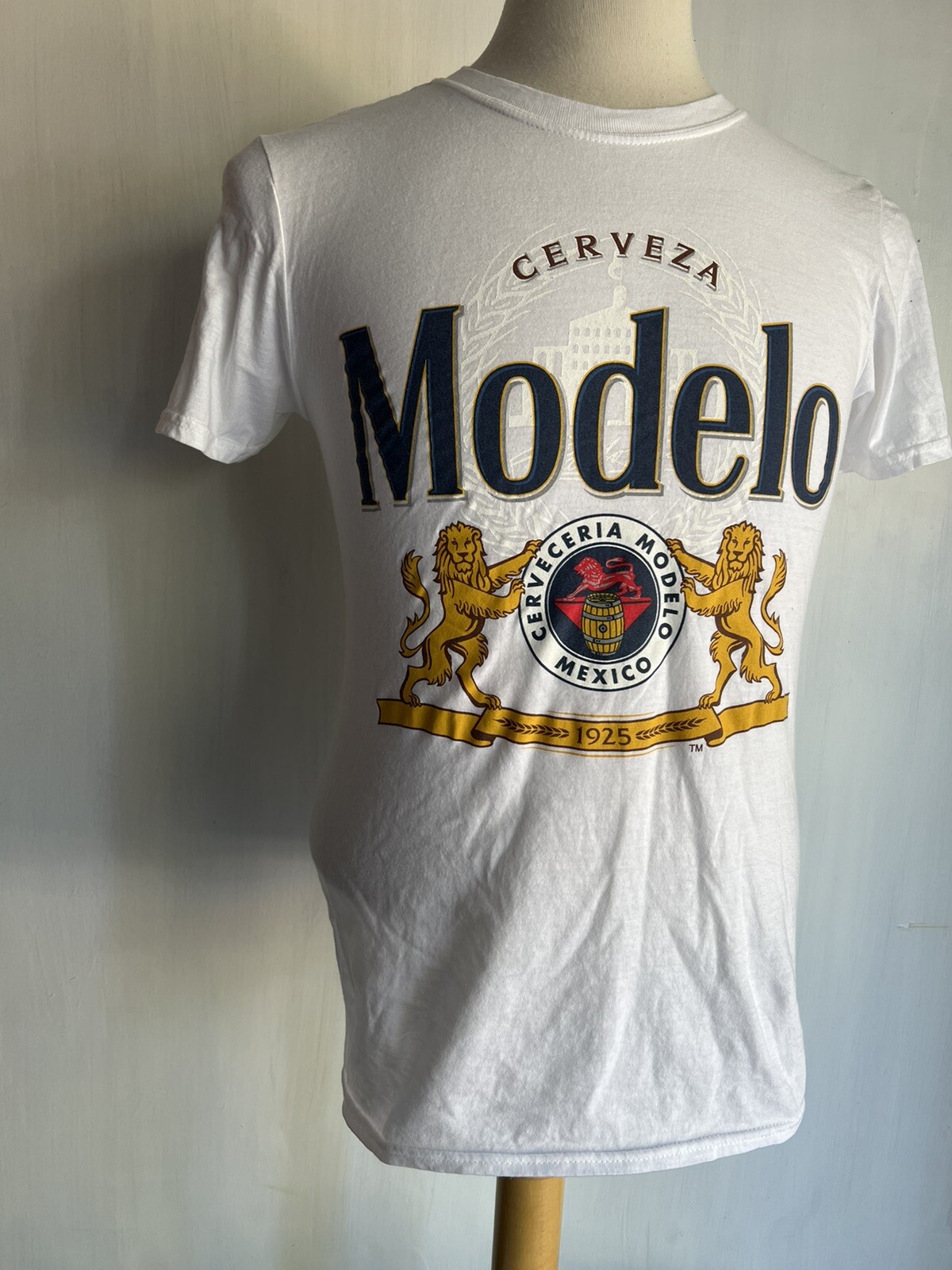 CERVEZA MODELO Official Mexican Beer Crest Logo White… - Gem