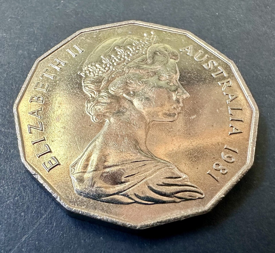 1981 50 Cent Australian Decimal Coin Commemorative Uncirculated Suit ...