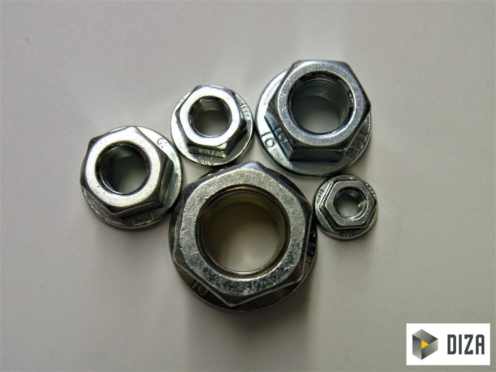 Sechskantmuttern DIN 6331 Stahl verzinkt Festigkeit 10 hohe Form mit ...