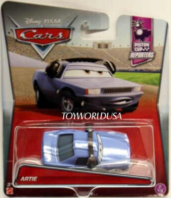 2016 Disney Pixar Cars PISTON CUP REPORTERS Artie #2of10 DVV79 | eBay
