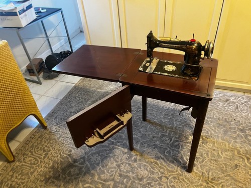 1896 Vintage SINGER Sewing Machine Table & Sewing Machine | eBay