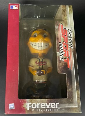 CLEVELAND INDIANS BOBBLEHEAD MASCOT CHIEF WAHOO FOREVER COLLECTABLES ...