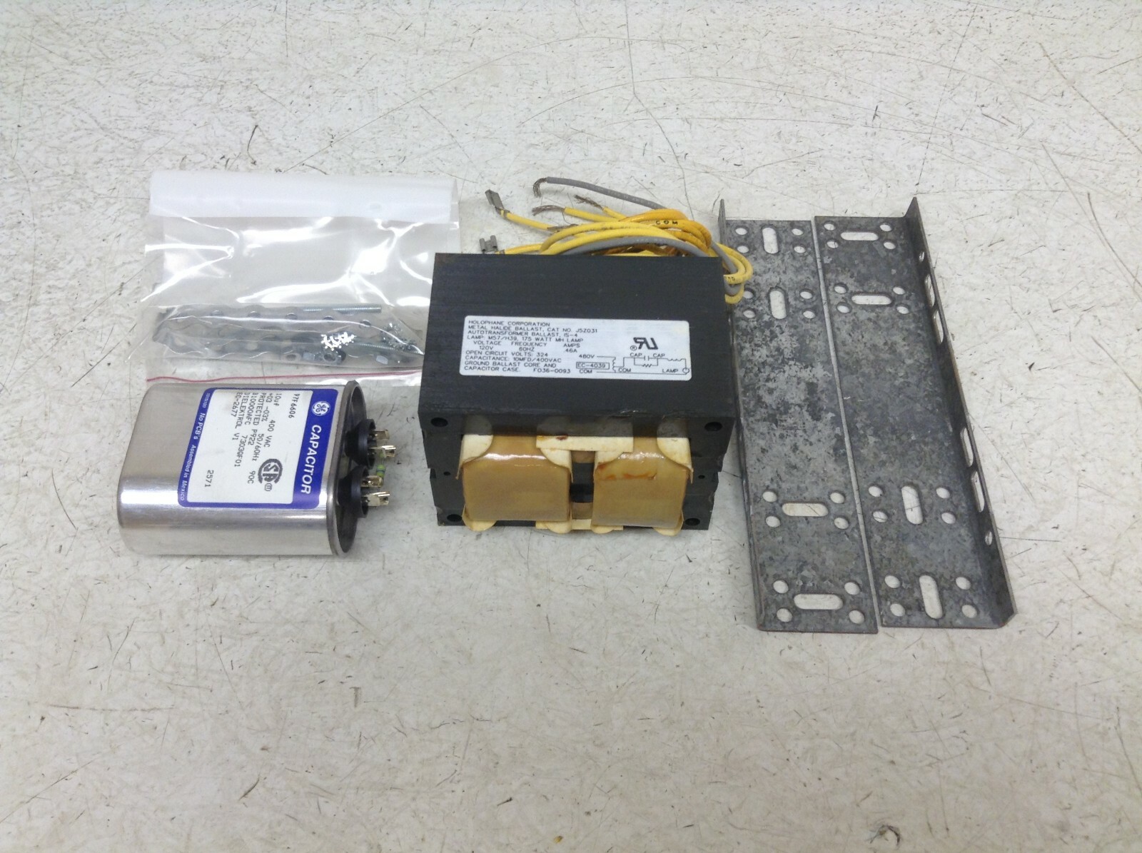 Holophane J5Z031 AutoTransformer Ballast IS-4 M57/H39 175 Watt MH Lamp ...