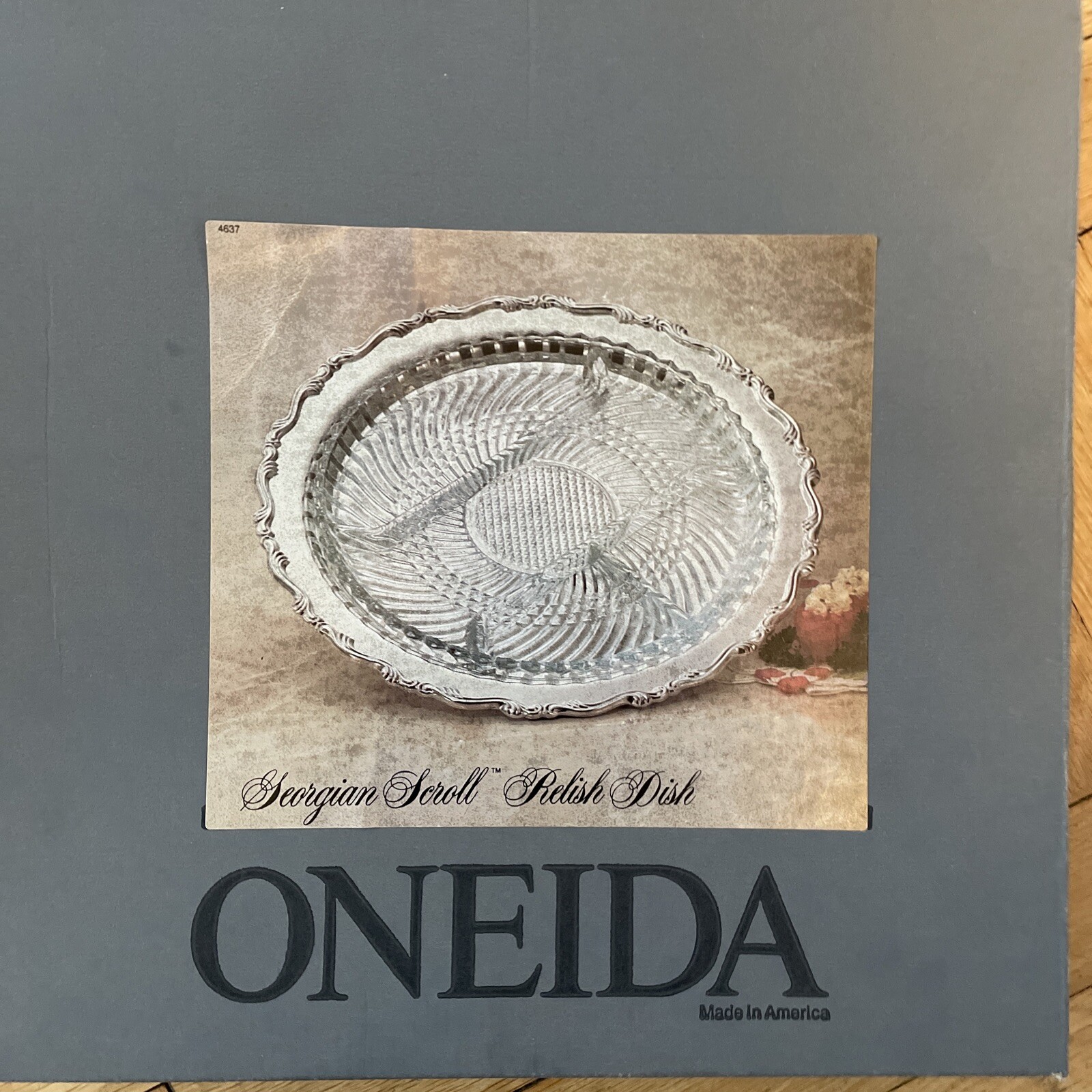 NEW Vintage Oneida Georgian Scroll Relish Dish with Silverplate Tray | eBay