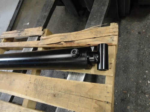 Hydraulic Cylinder A3189 011 1118T Ram Cylinder Galbreath Accurate | eBay