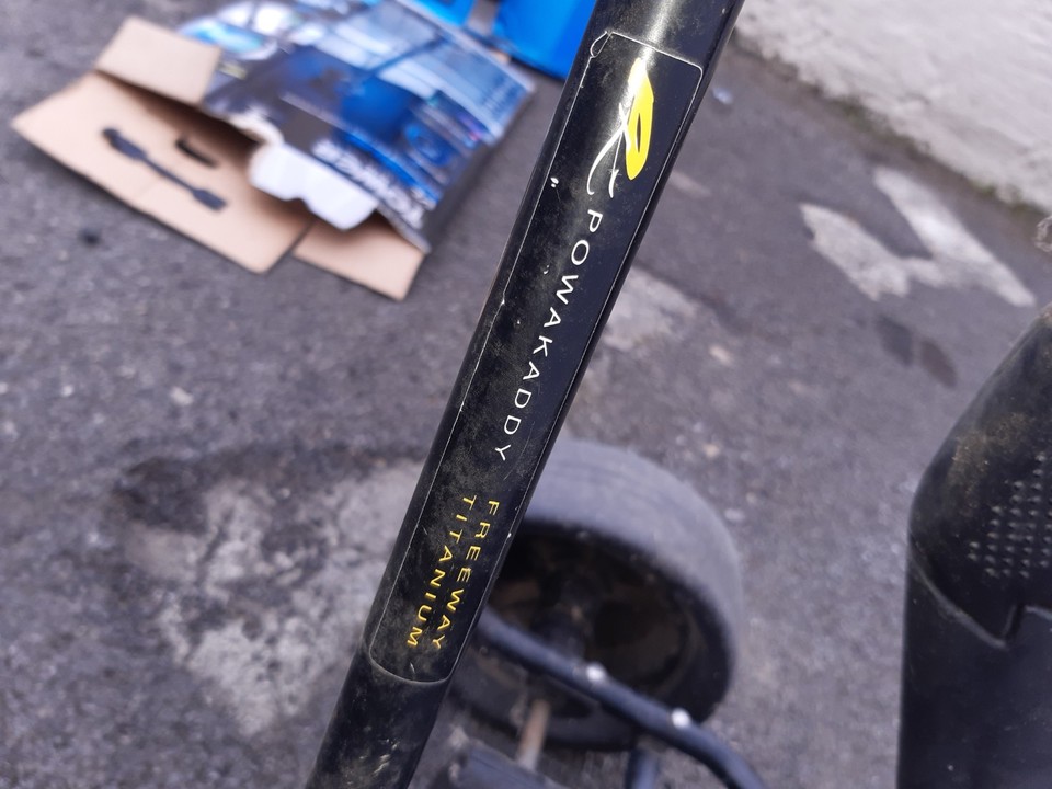 Powakaddy Freeway Titanium Electric Golf Trolley No Battery Or Charger ...