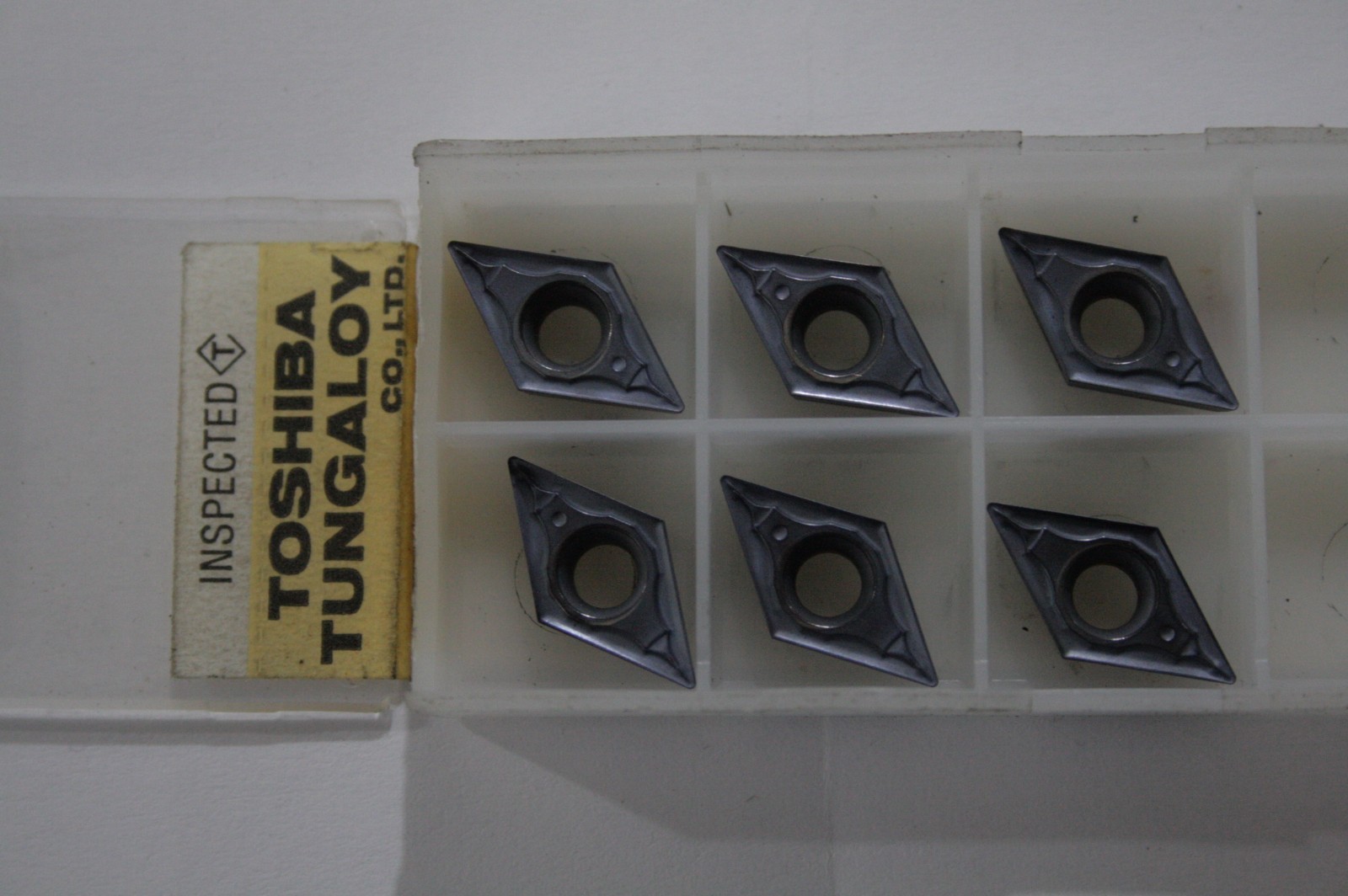 Tungaloy Carbide Insert - DCMT 11T304-PS ( AT530 ) 6 Inserts | eBay UK