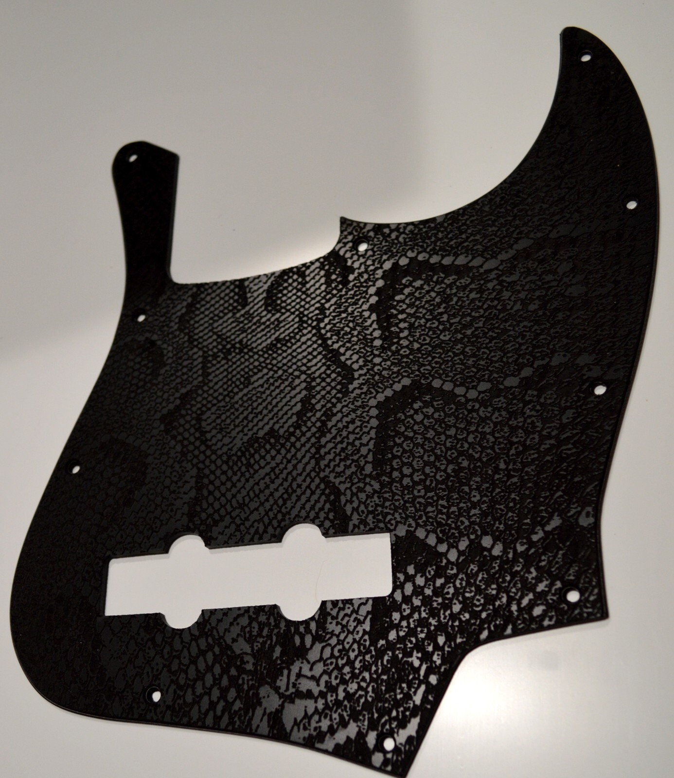 Custom Jazz Bass Pickguard J Bass Scratch Plate Black Snakeskin Fits ...