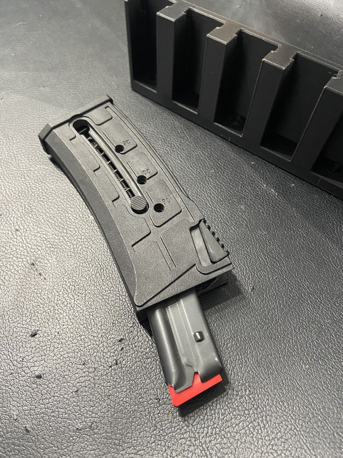 Mossberg Plinkster 702 25 Round Magazine Wall Mount, Holds 5 Magazines ...