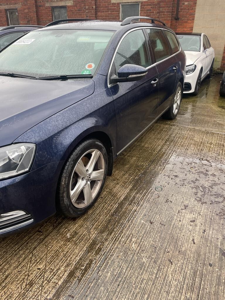 VW PASSAT 2012 ESTATE 2010-2015 B7 2.0 TDI For Breaking *PARTS ...
