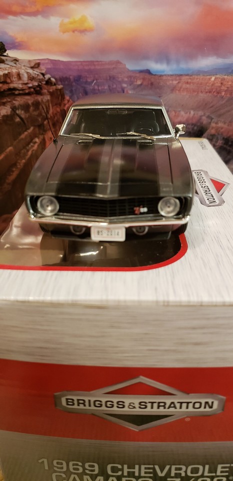 1969 Chevrolet Camaro Z/28 Briggs & Stratton model. 1/25 scale diecast ...