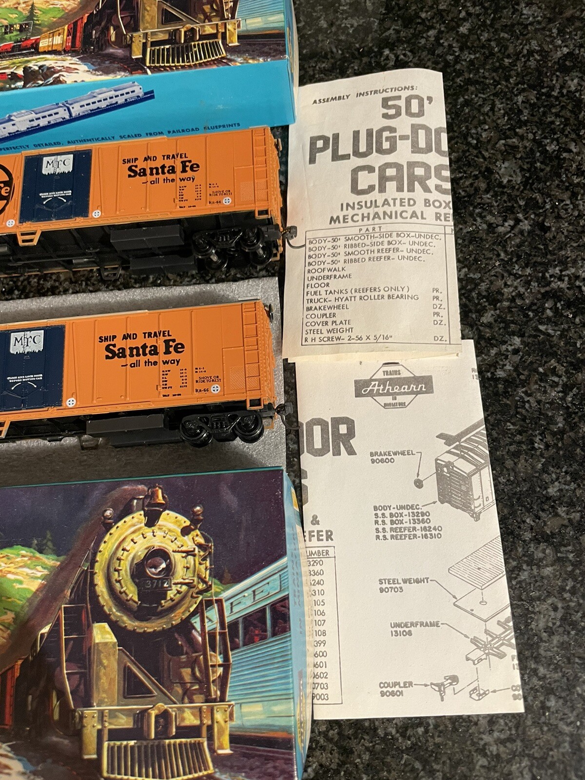 Lot Of 2 ATHEARN #1637 HO-SCALE ATSF SANTA FE 50-FT BRACED REEFER KIT ...