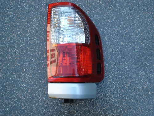 00 01 02 03 04 ISUZU RODEO RIGHT PASSENGER SIDE TAIL LIGHT (may fit ...