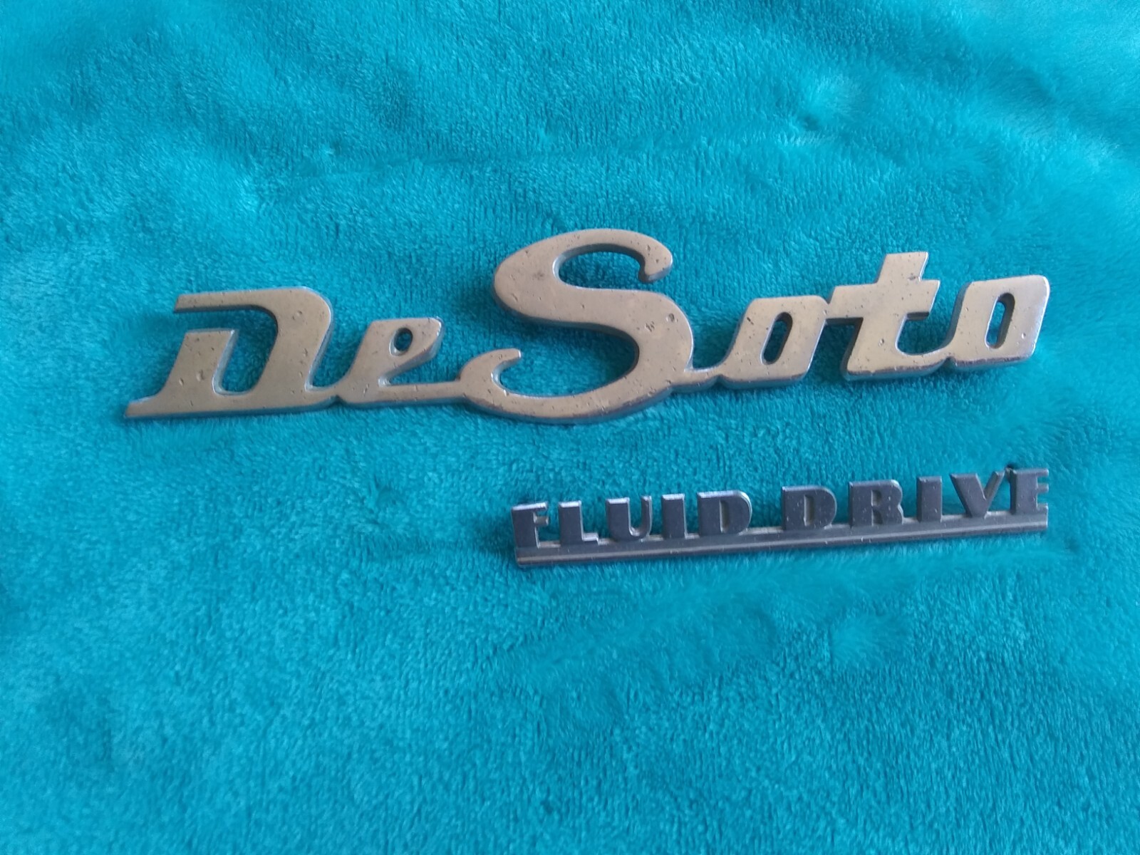 1946 1947 1948 DESOTO FLUID DRIVE HOOD EMBLEMS SCRIPT | eBay
